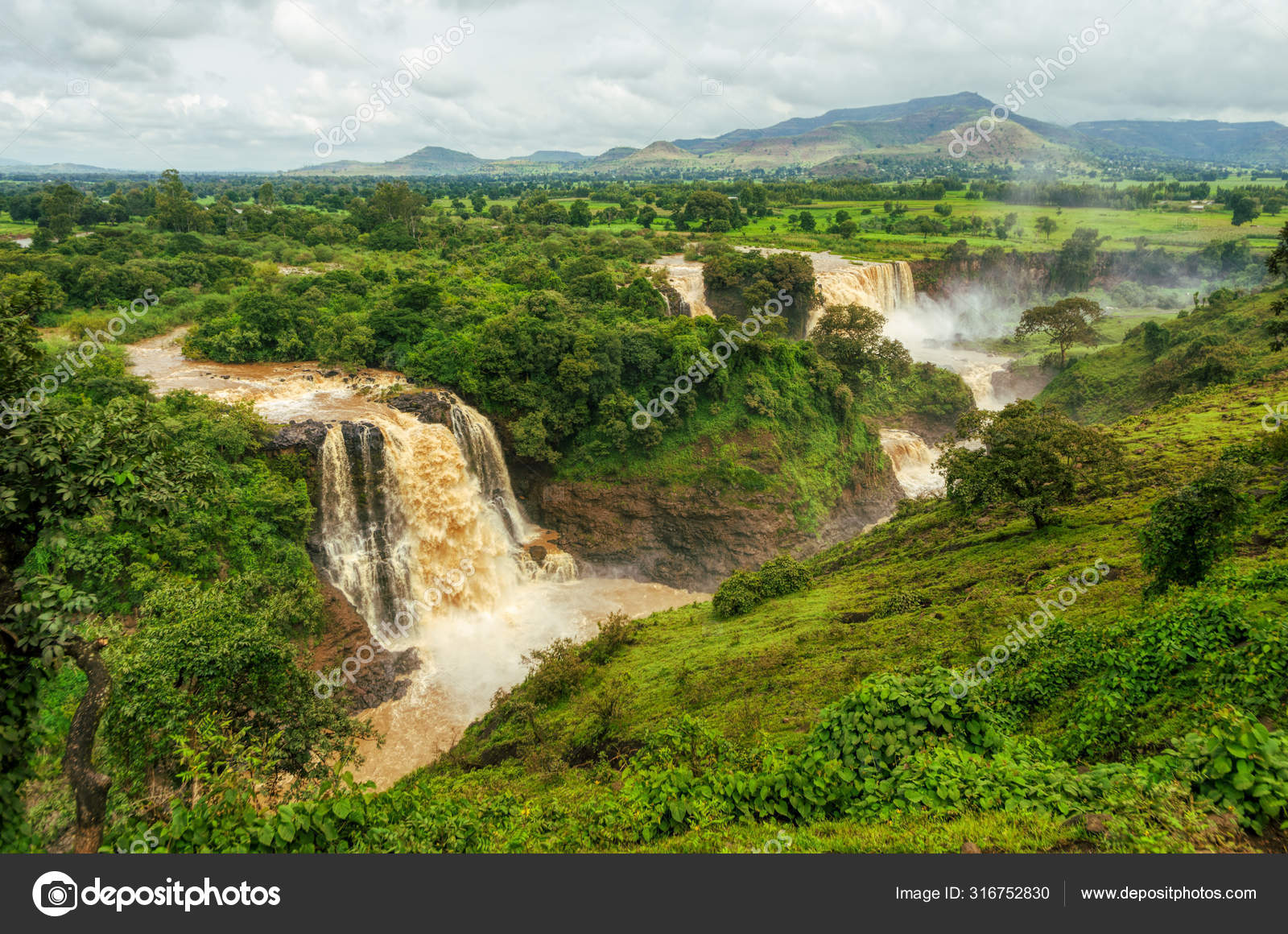 Blue Nile Falls Waterfall Blue Nile River Ethiopia Known Tis Stock ...