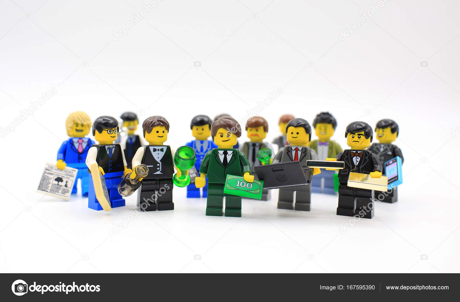 Lego rich man — Stock Editorial Photo © lewistse #167595390