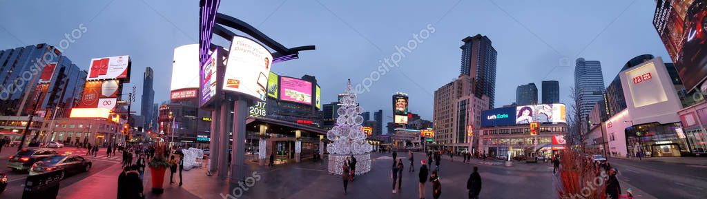 Toronto, Ontario, Canadá-26 de diciembre de 2019: Vista panorámica de ...