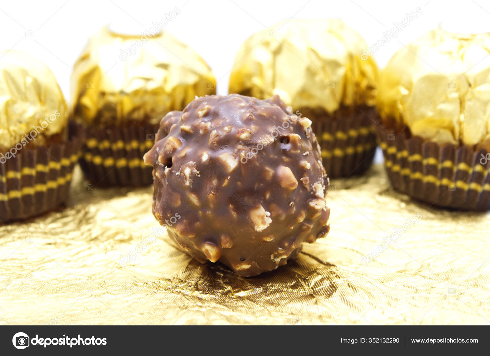 Ferrero Background