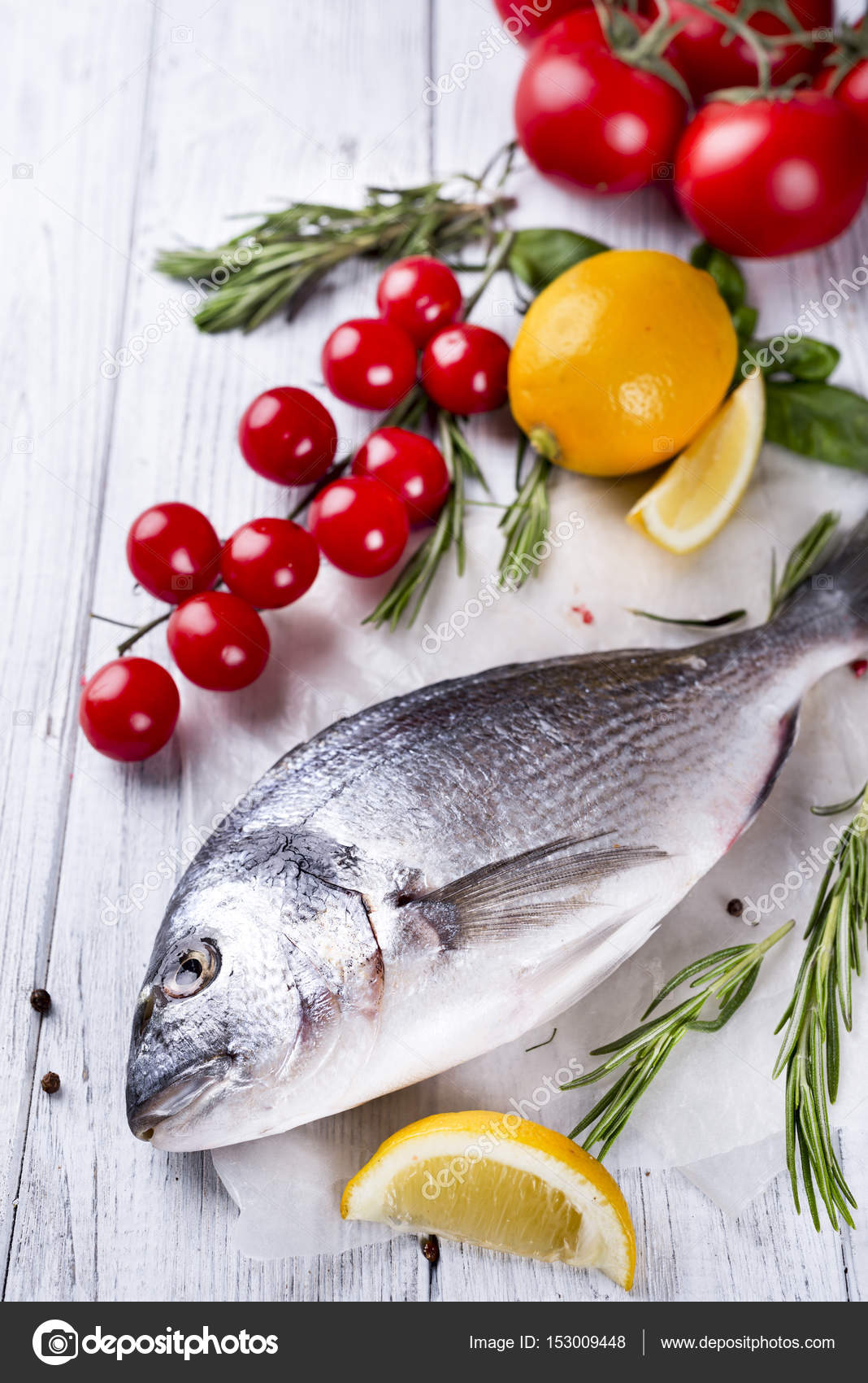 Fresh raw fish dorado Stock Photo by ©lyulka.86 153009448