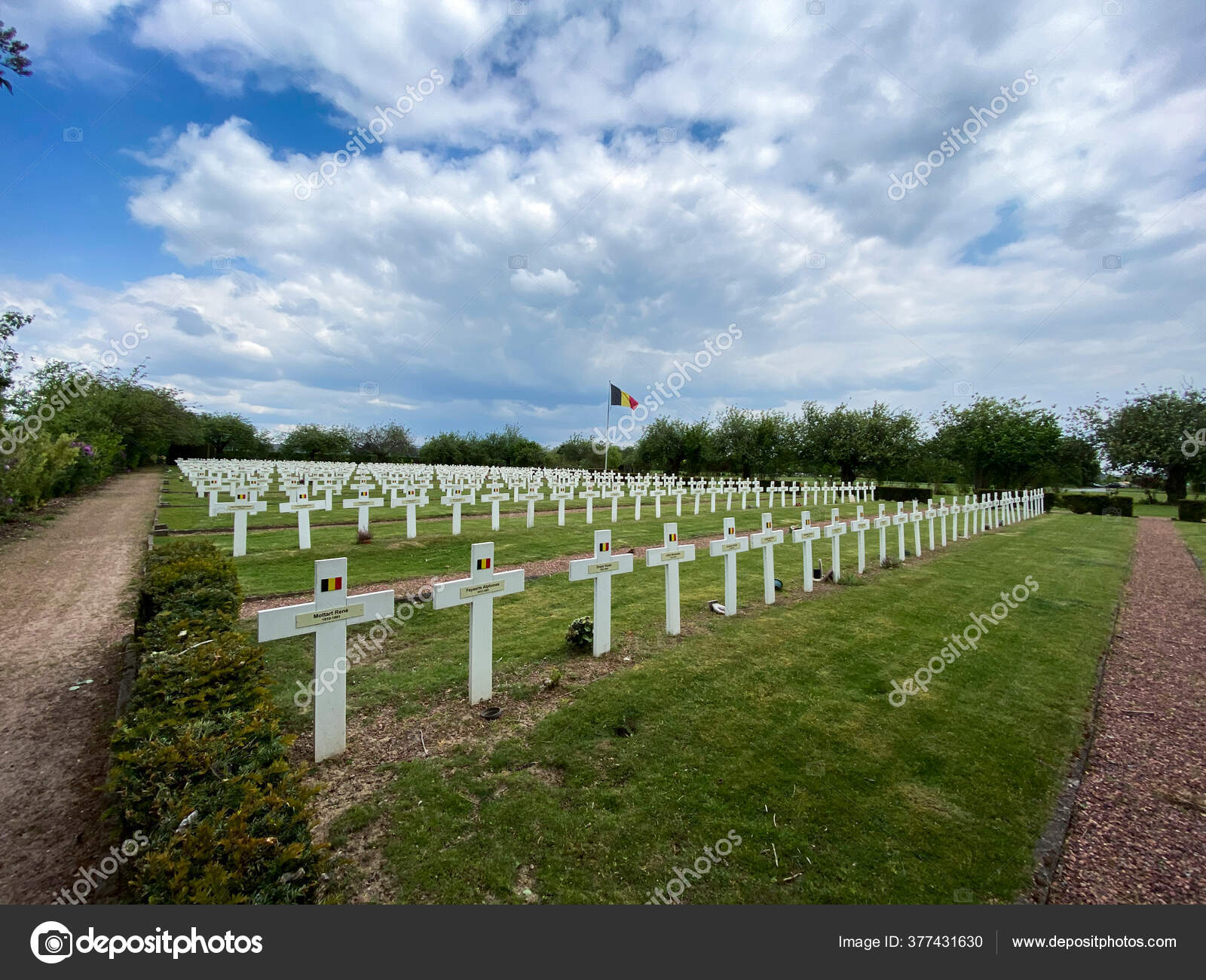 War Graves World War World War Soldiers Allied Military Cemetery ...