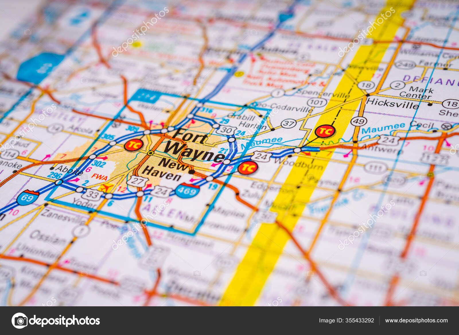 Fort Wayne Usa Travel Map Background Stock Photo by ©aallm 355433292