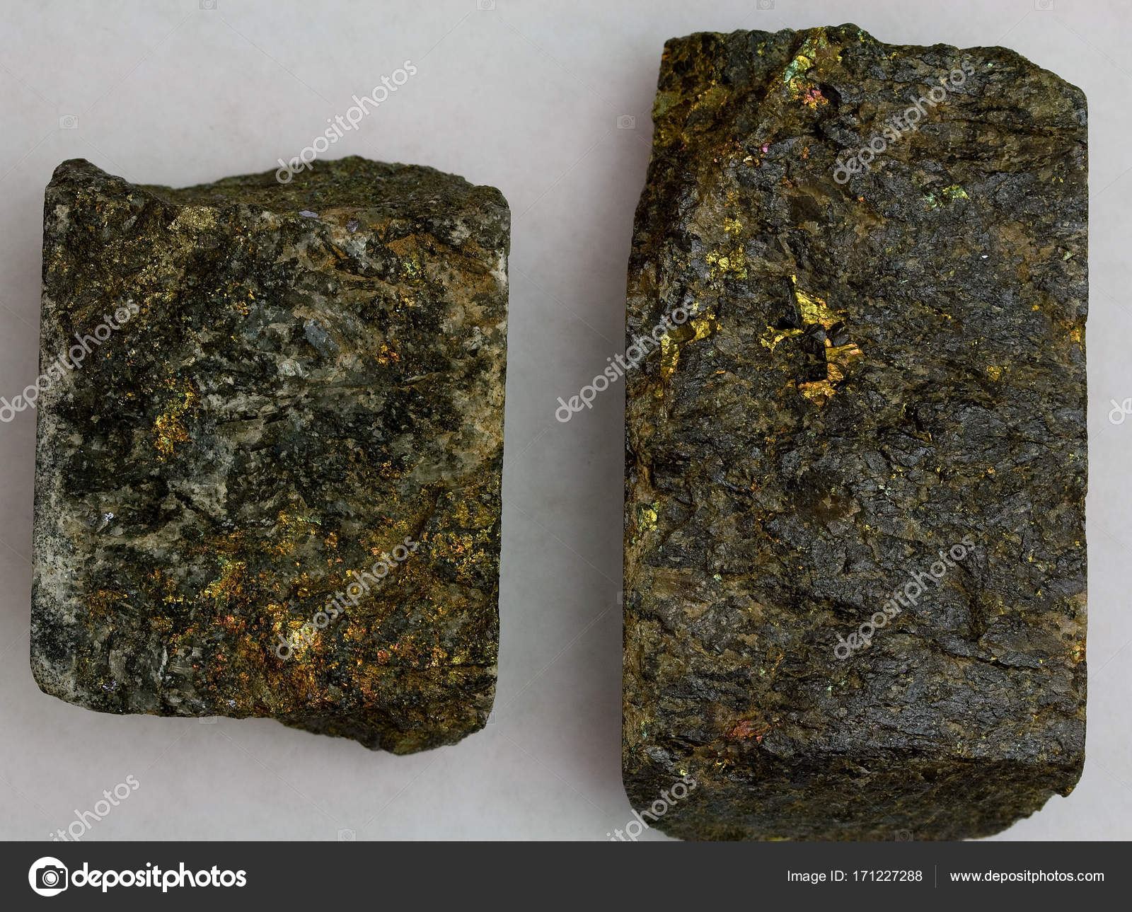 What Does Raw Gold Ore Look Like