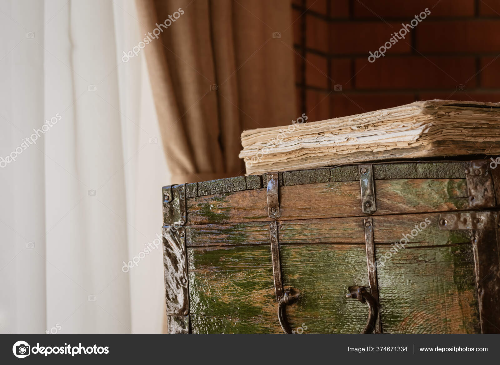 Old Book Lying Chest Light Window — Stock Photo © Chaykofe #374671334
