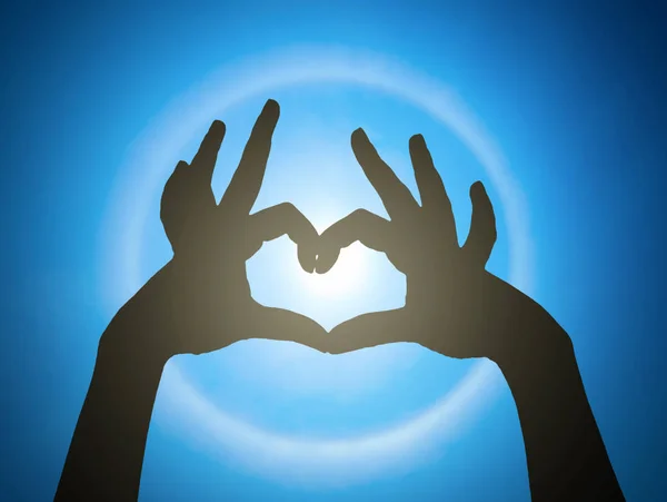 324 ilustraciones de stock de Haciendo corazón con las manos ...