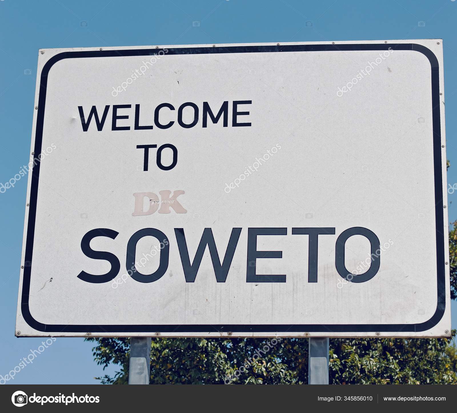 Welcome Sign Message Welcome Soweto — Stock Editorial Photo © Wirestock ...