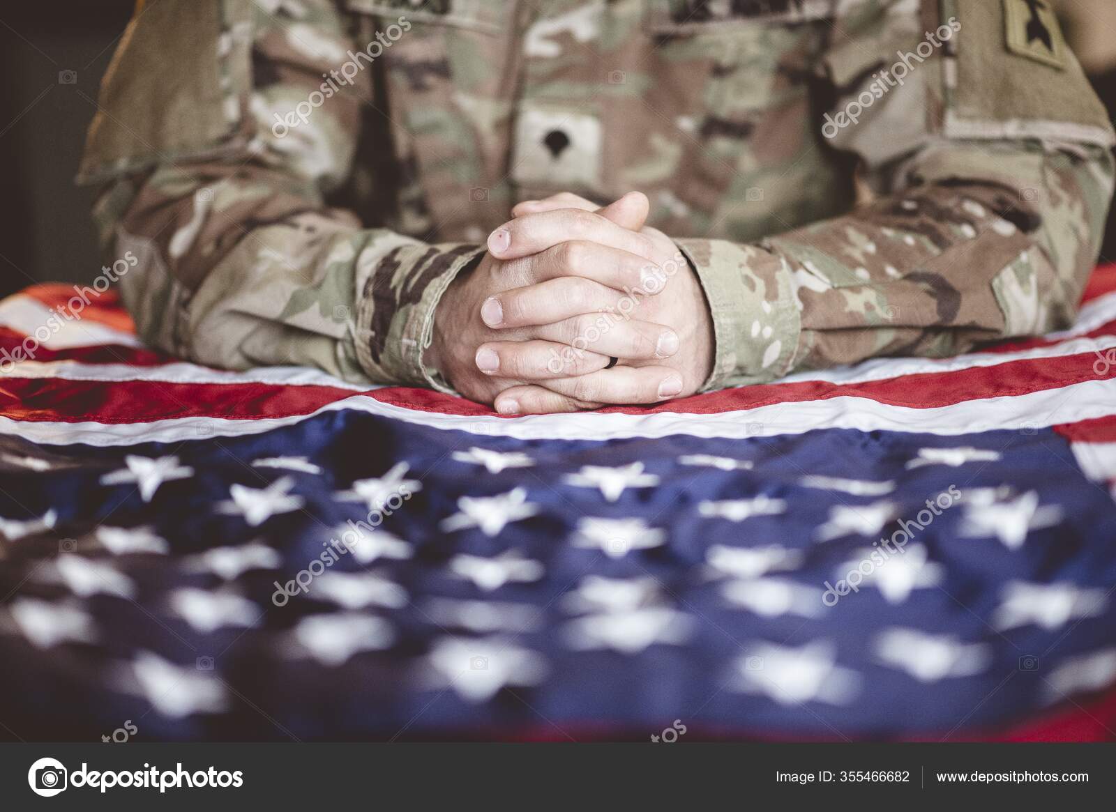 American Soldier Praying