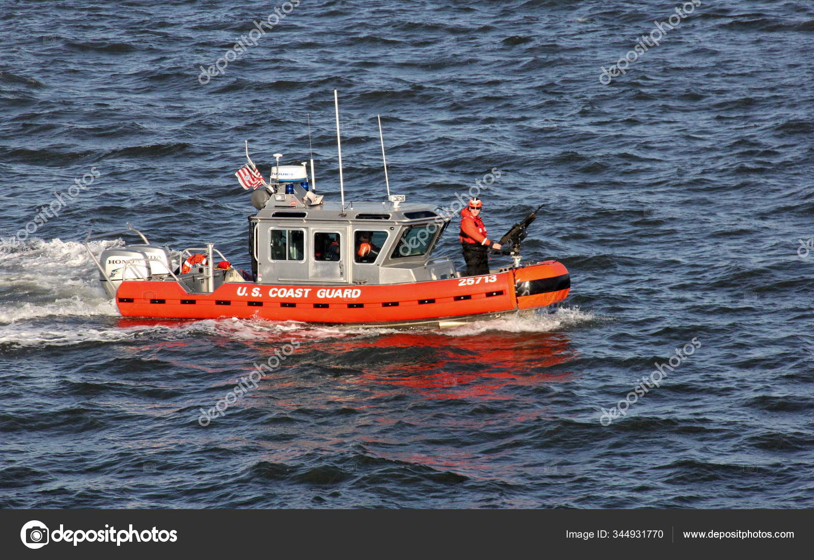 Coast Guard Red Motor Boat Underway New York Harbor New — Stock ...
