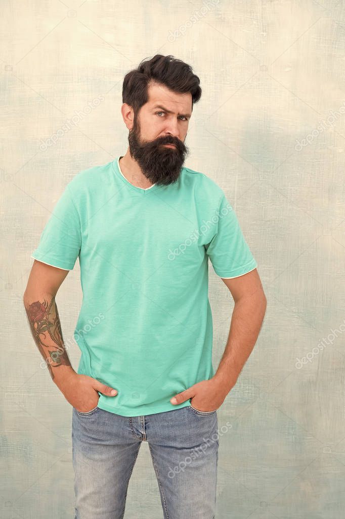 Tener barba bonita es un estilo distinguible que exuberante ...