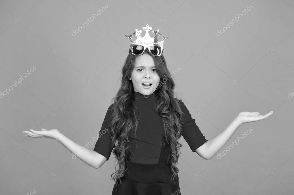 ¿Qué pasó? Chica del cumpleaños. Sigue divirtiéndote. Entretenimiento ...