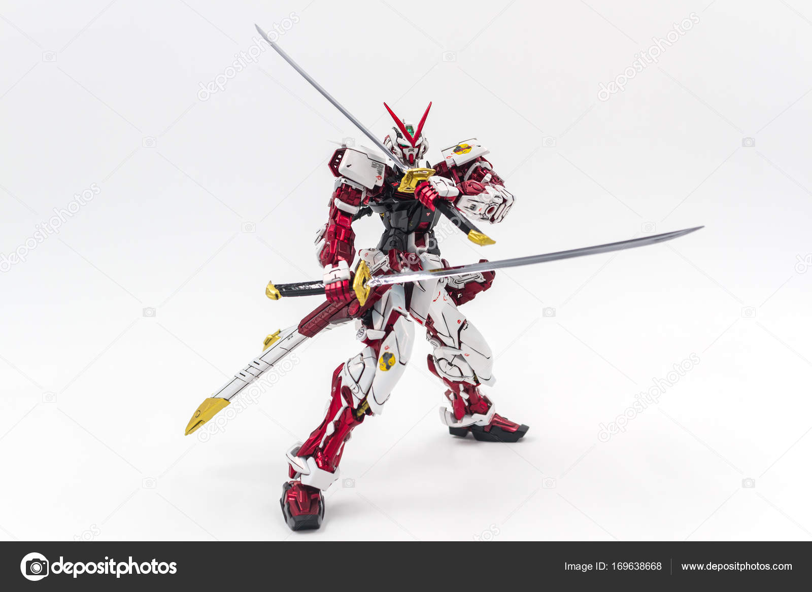 Gundam plastic model. – Stock Editorial Photo © amnachphoto #169638668
