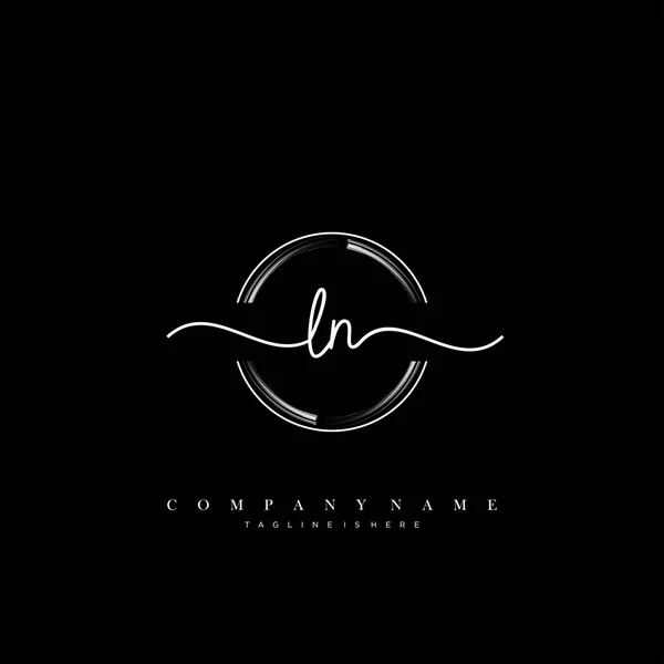 Logo ln letra imágenes de stock de arte vectorial | Depositphotos