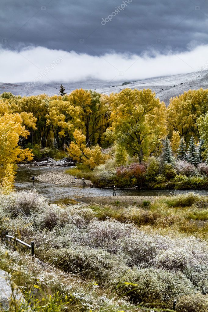 Fall Color and Snow in Colorado — Stock Photo © TeriVirbickis #125531092