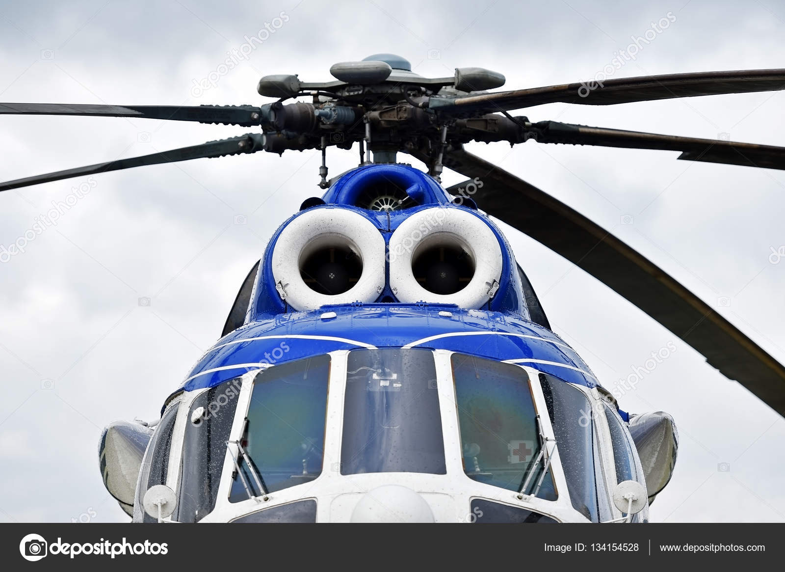 Helicopter fuselage and rotor system — Stock Photo © roibu #134154528