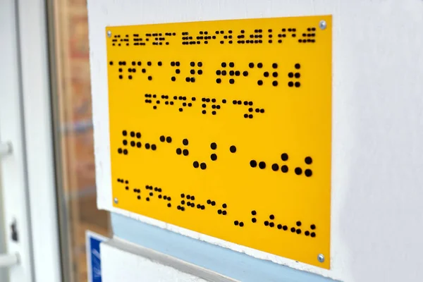 Braille code fotos de stock, imágenes de Braille code sin royalties ...