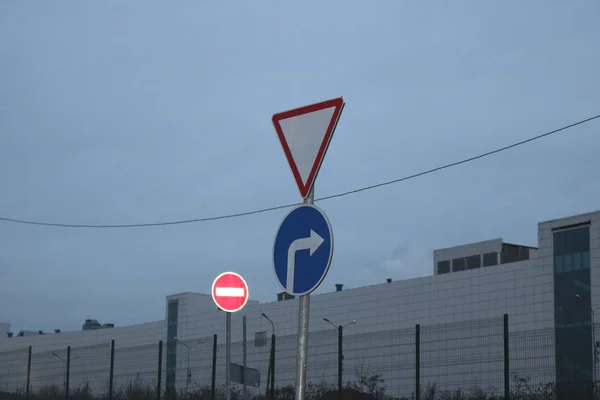 Toyota sign in Stock Photos, Royalty Free Toyota sign in Images ...