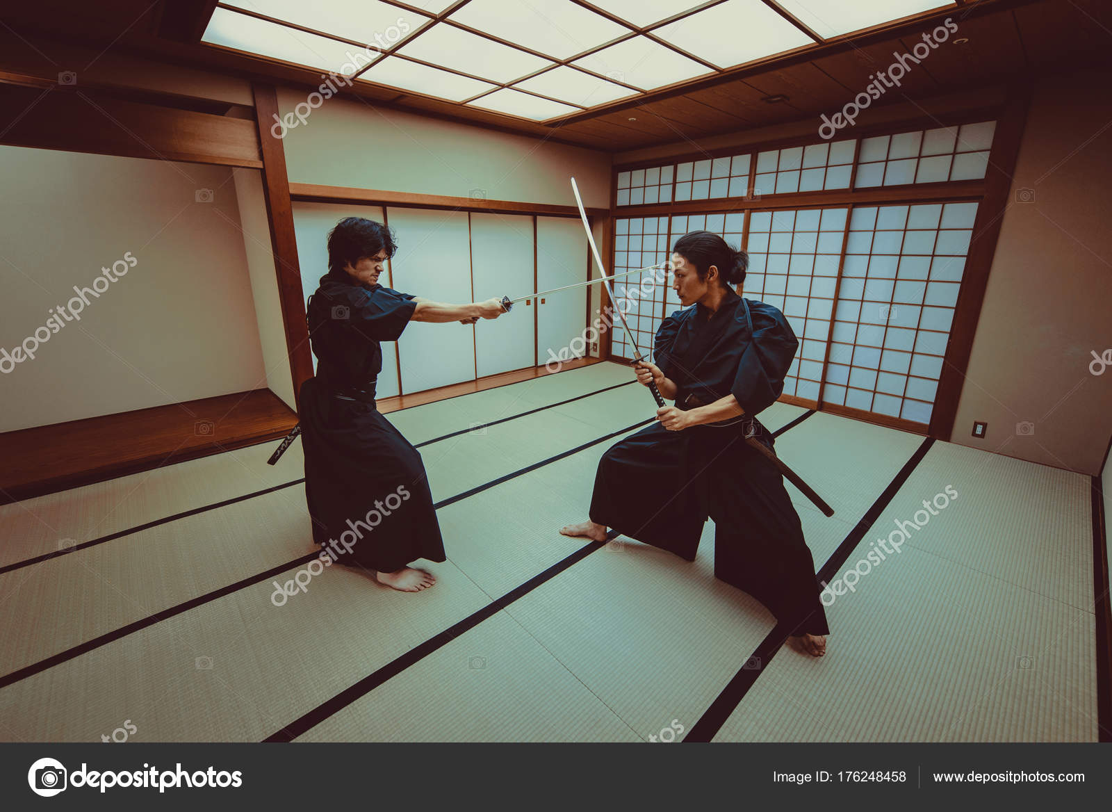 Samurai training in a traditional dojo, in Tokyo — Stock Photo ...
