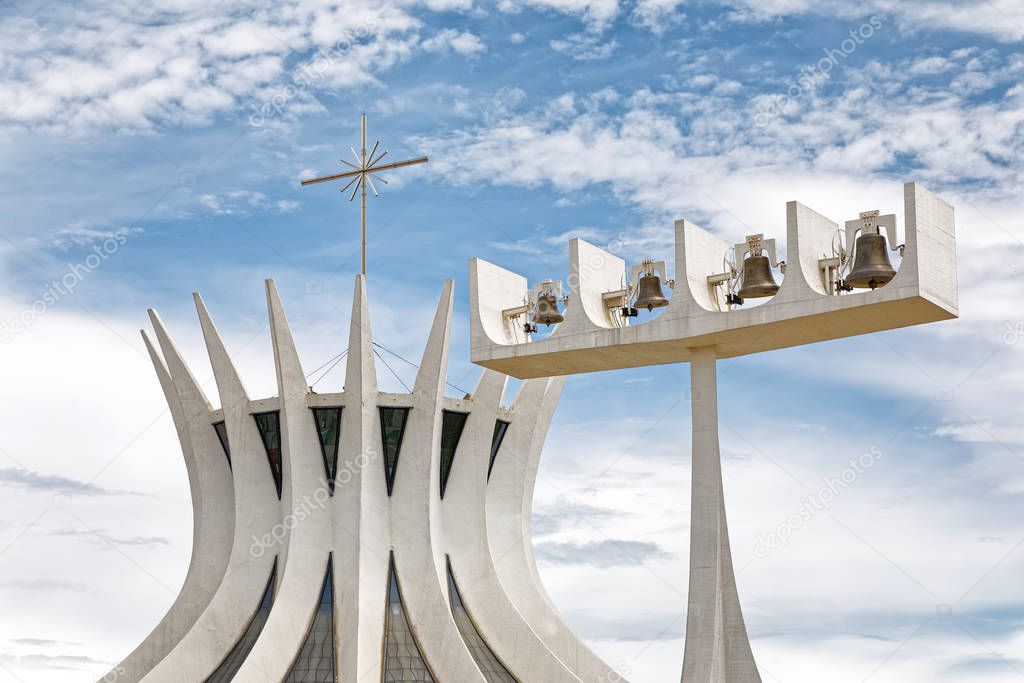 estructura hiperboloide Catedral Metropolitana Nossa Senhora construida ...