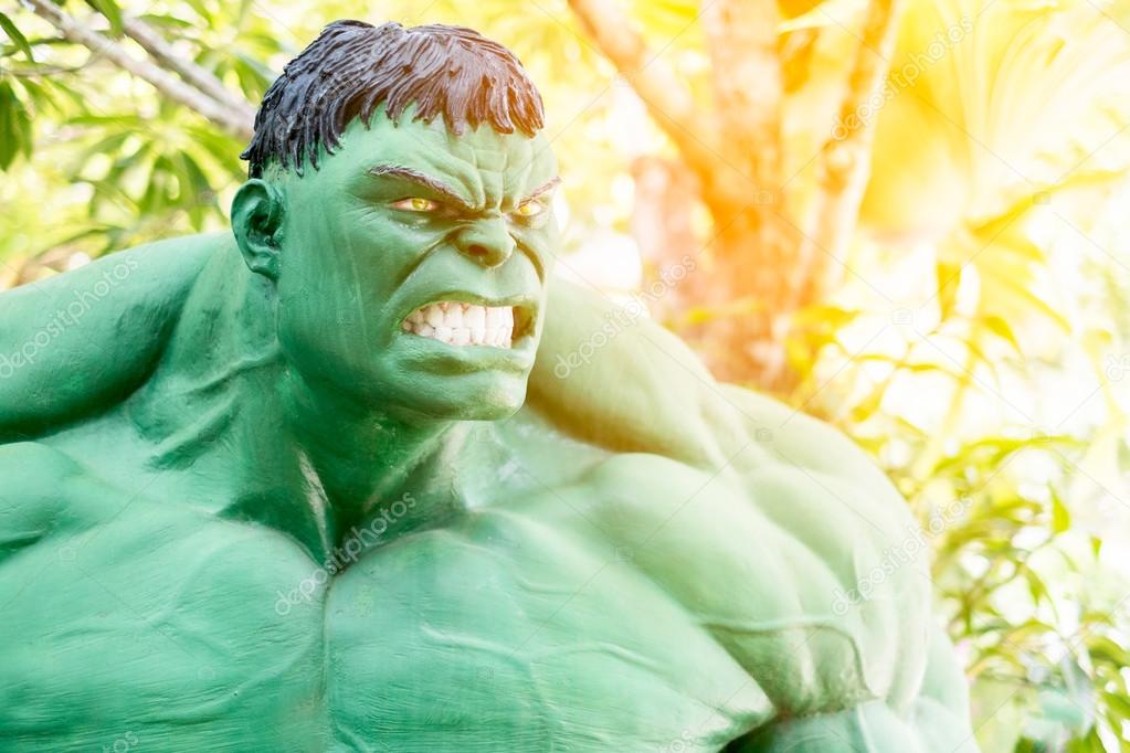 The incredible Hulk model in The Garden — Stock Editorial Photo ...