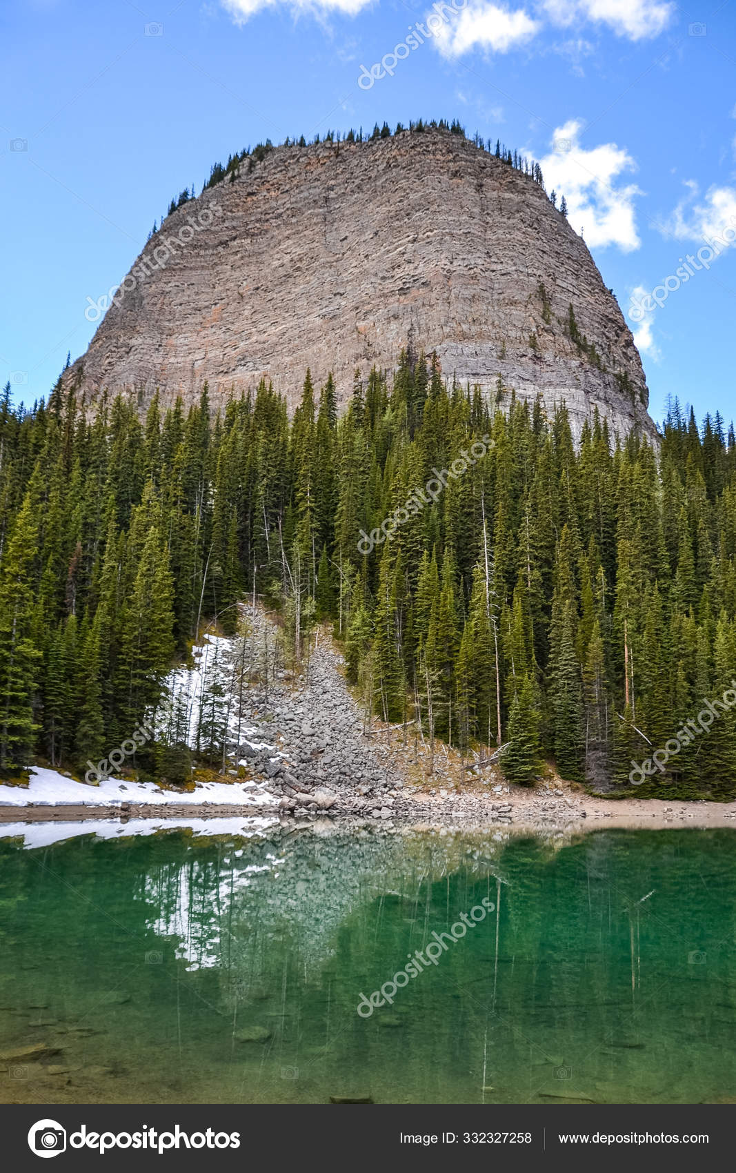 Beehive Mountain Range Reflects Mirror Lake Stock Photo by ...