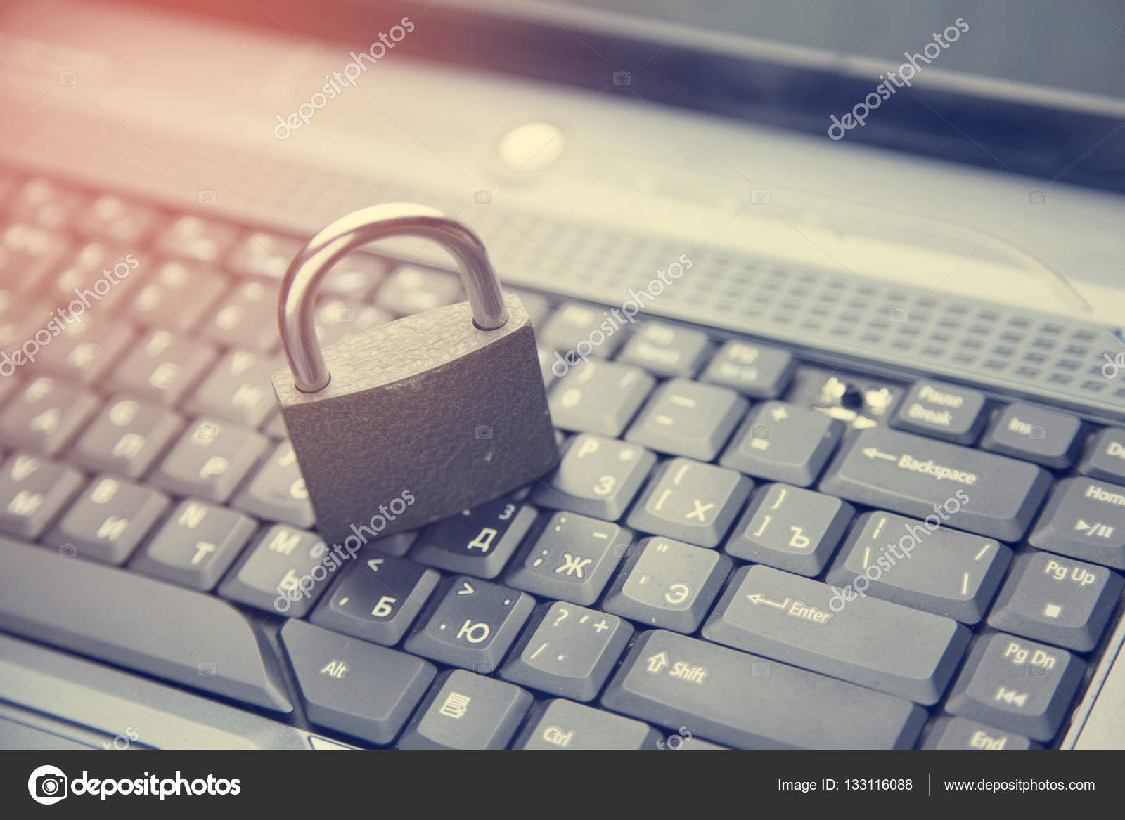 Lock on keyboard Stock Photo by ©Tiko0305 133116088