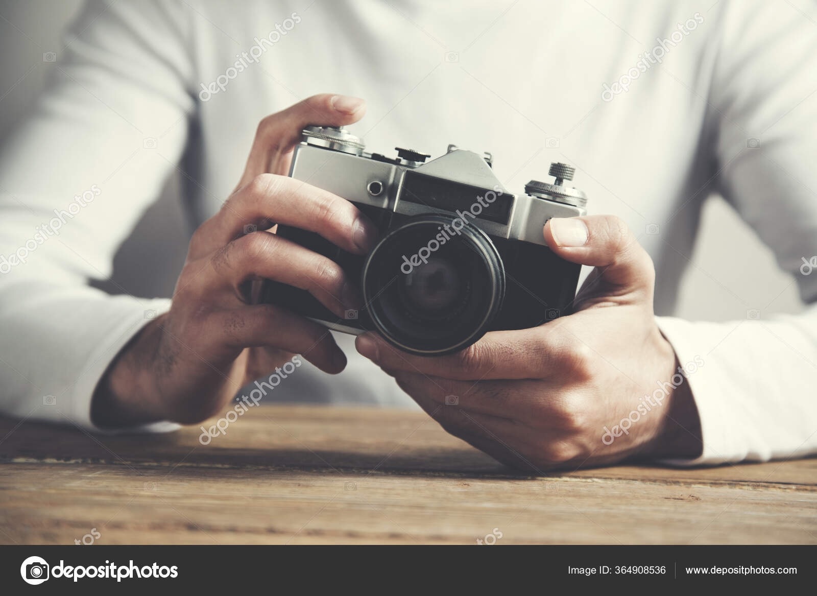 Photo Camera Man's Hand — Stock Photo © Tiko0305 #364908536