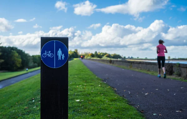 Imágenes de Señales del parque, fotos de Señales del parque sin ...