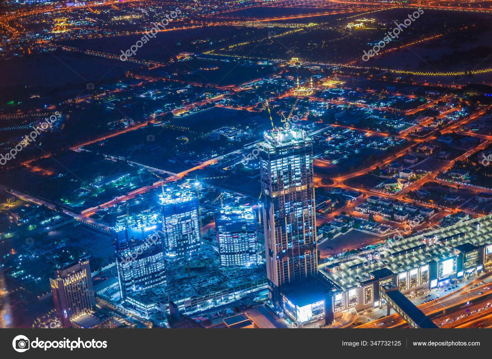 Dubai Night View Seen Observation Deck Burj Khalifa – Stock Editorial Photo © kanzilyou #347732125