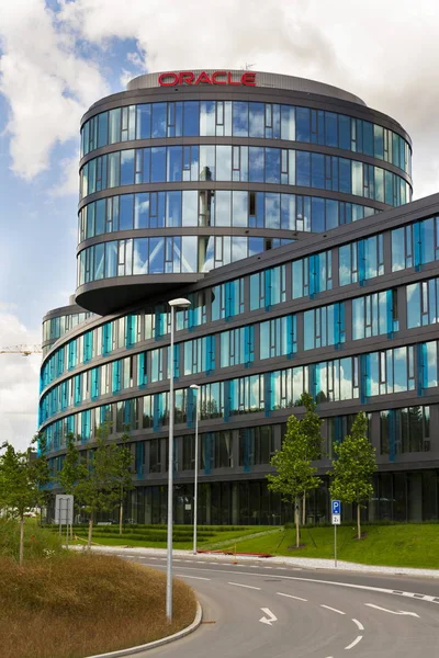 Fujitsu company logo on headquarters building — Stock Editorial Photo ...