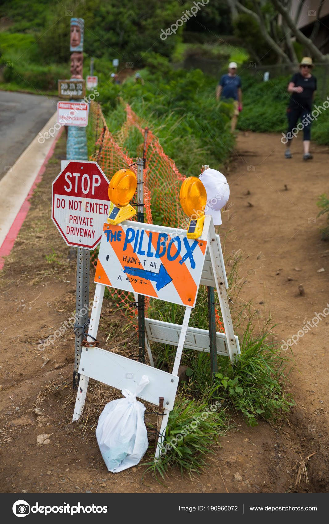 Lanakai Pillbox Hike Sign on Oahu Stock Photo by ©joshuarainey 190960072