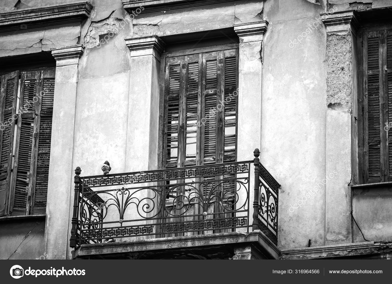 Windows Close Historical Greek Buildings Athens — Stock Photo ...