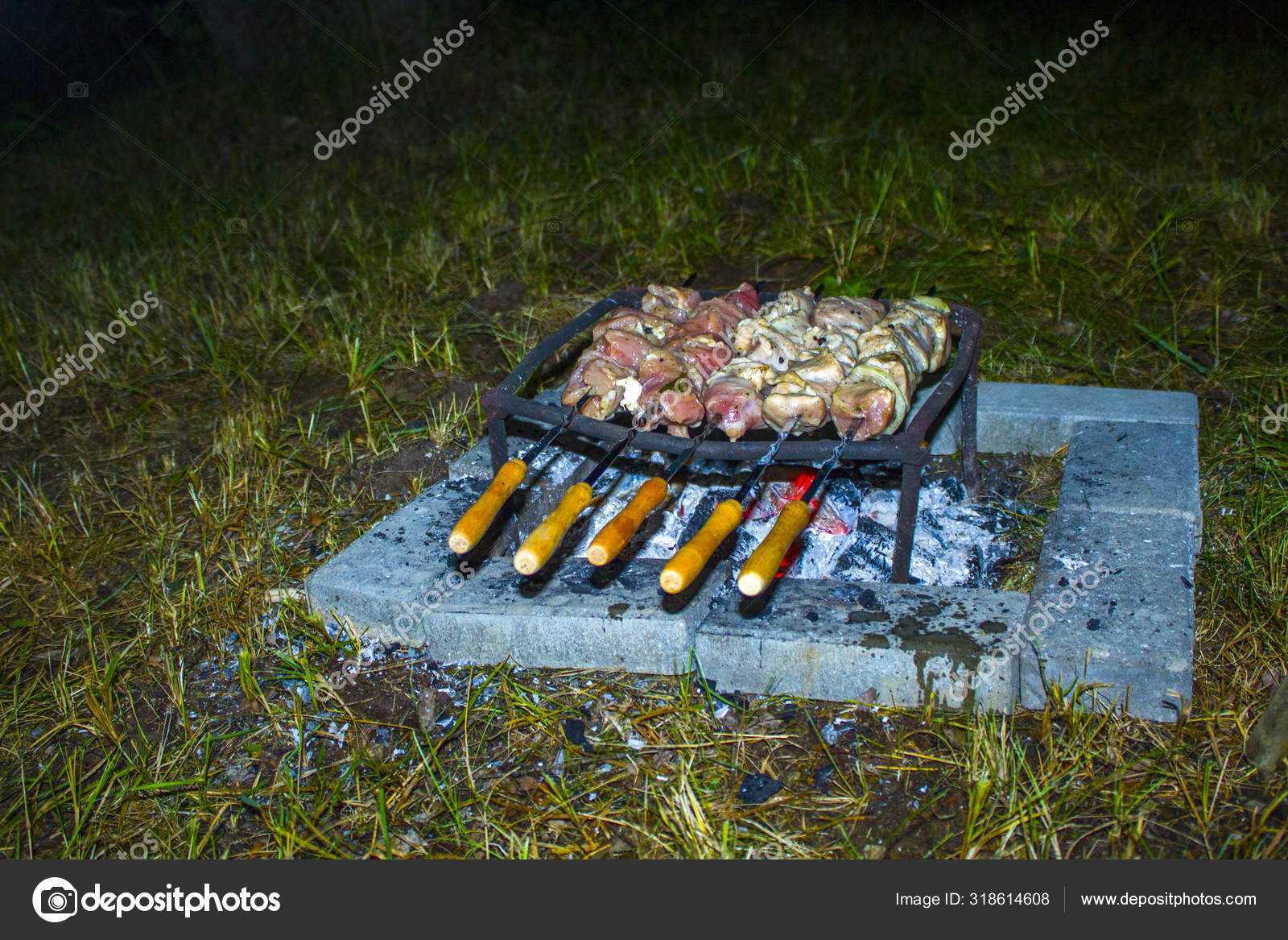Campfire Place Woods Natural Fireplace Camping Food Barbeque Outdoor ...