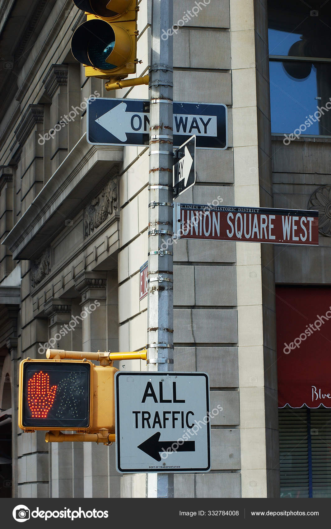 New York Signs Stock Photo by ©PantherMediaSeller 332784008