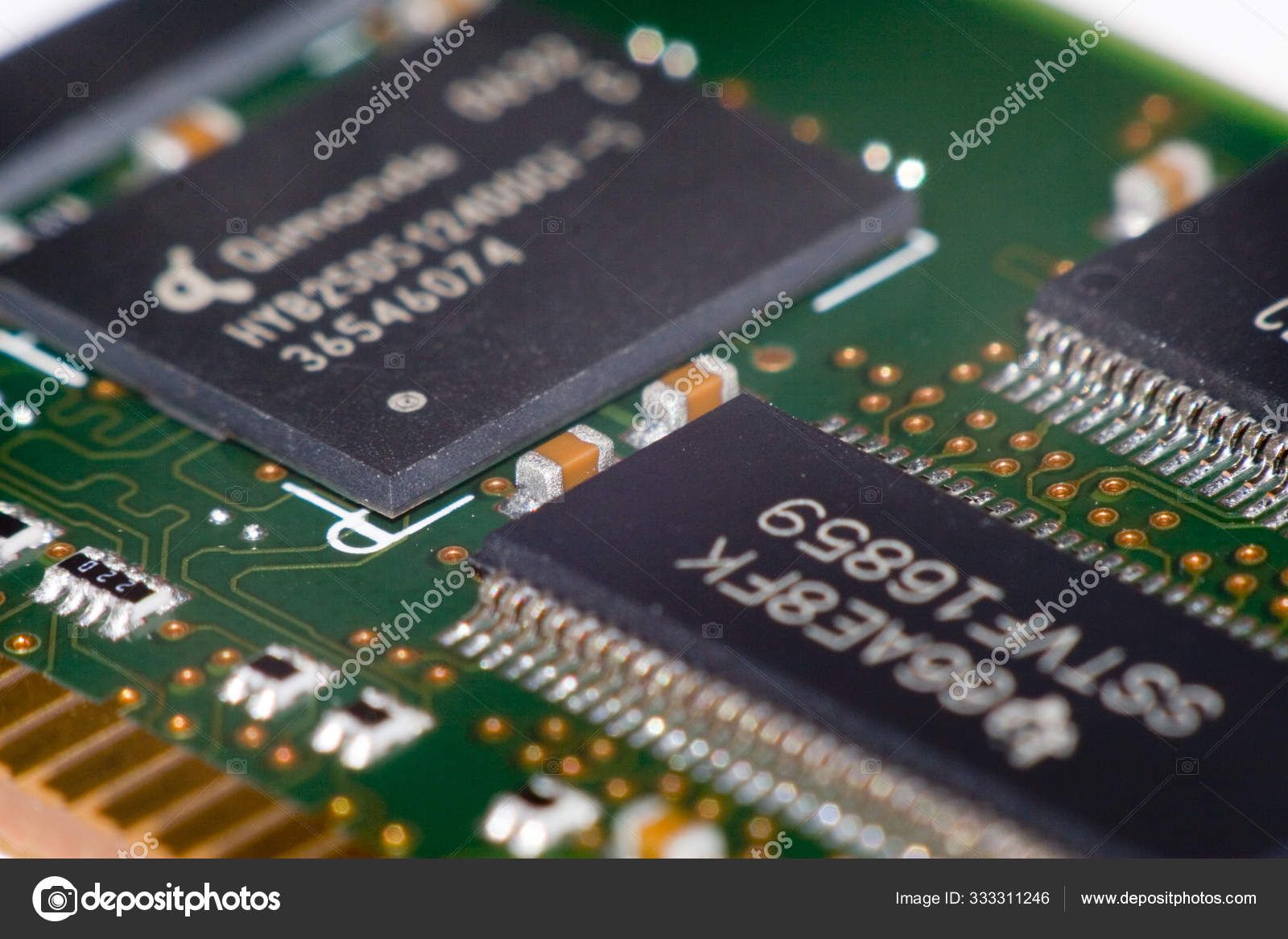 Ddr Ram Ecc Partial View Diagonal — Stock Photo © PantherMediaSeller ...