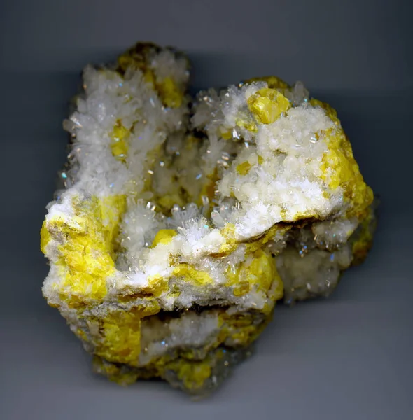 Azufre fotos de stock, imágenes de Azufre sin royalties | Depositphotos