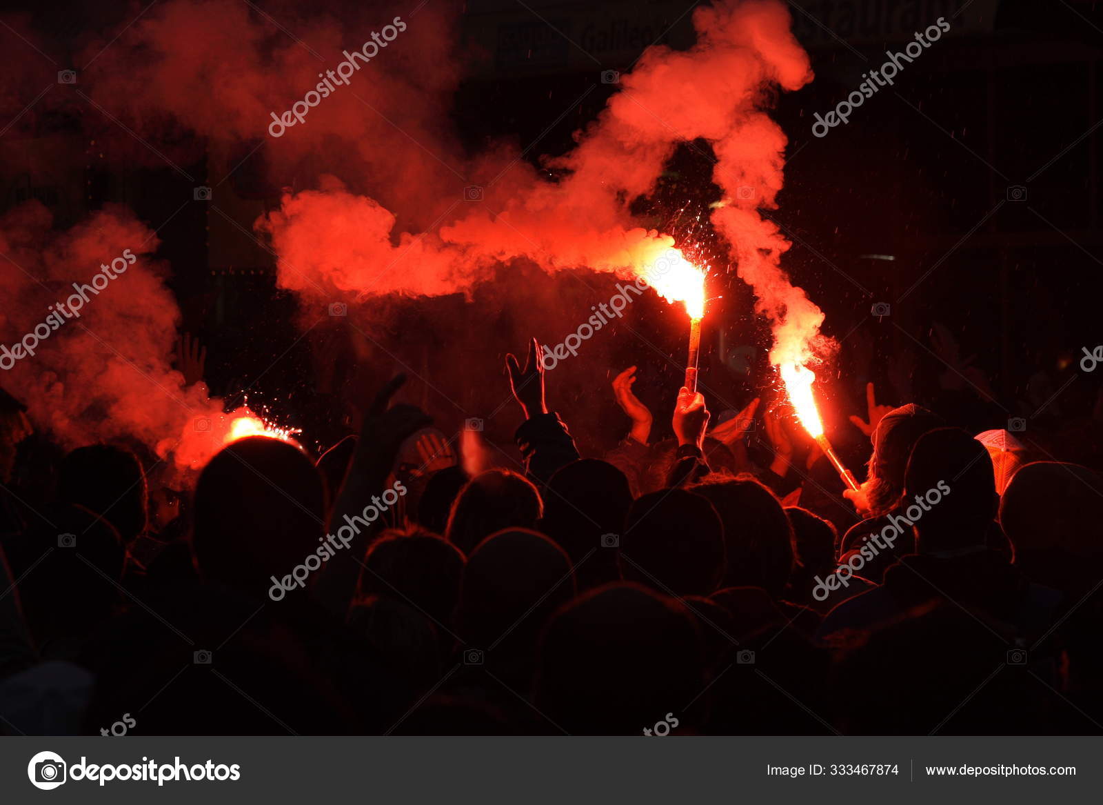 People Dancing Stadium — Stock Photo © PantherMediaSeller #333467874