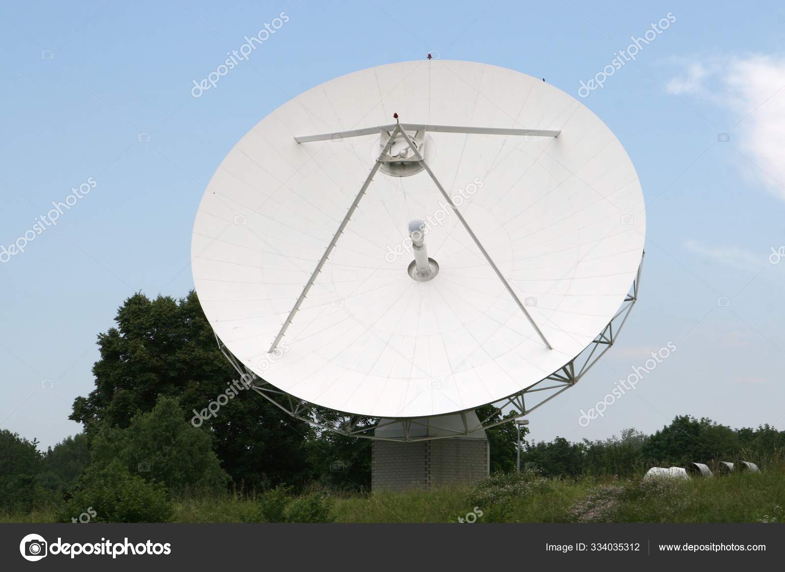 Television Reception Satellite Dish Broadcasting Stock Photo by ...