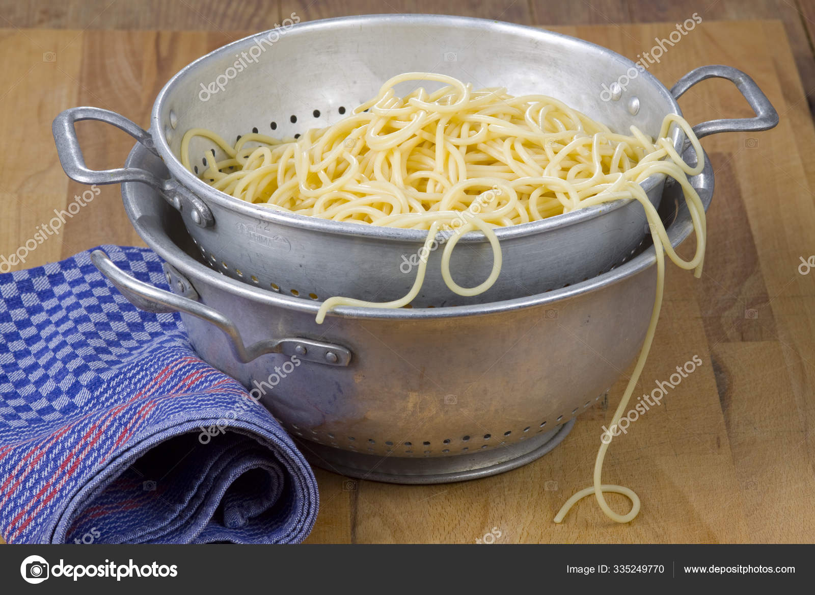 Spaghetti Colander