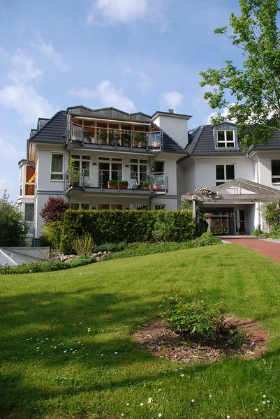 Lars ulrich house fotos de stock, imágenes de Lars ulrich house sin ...