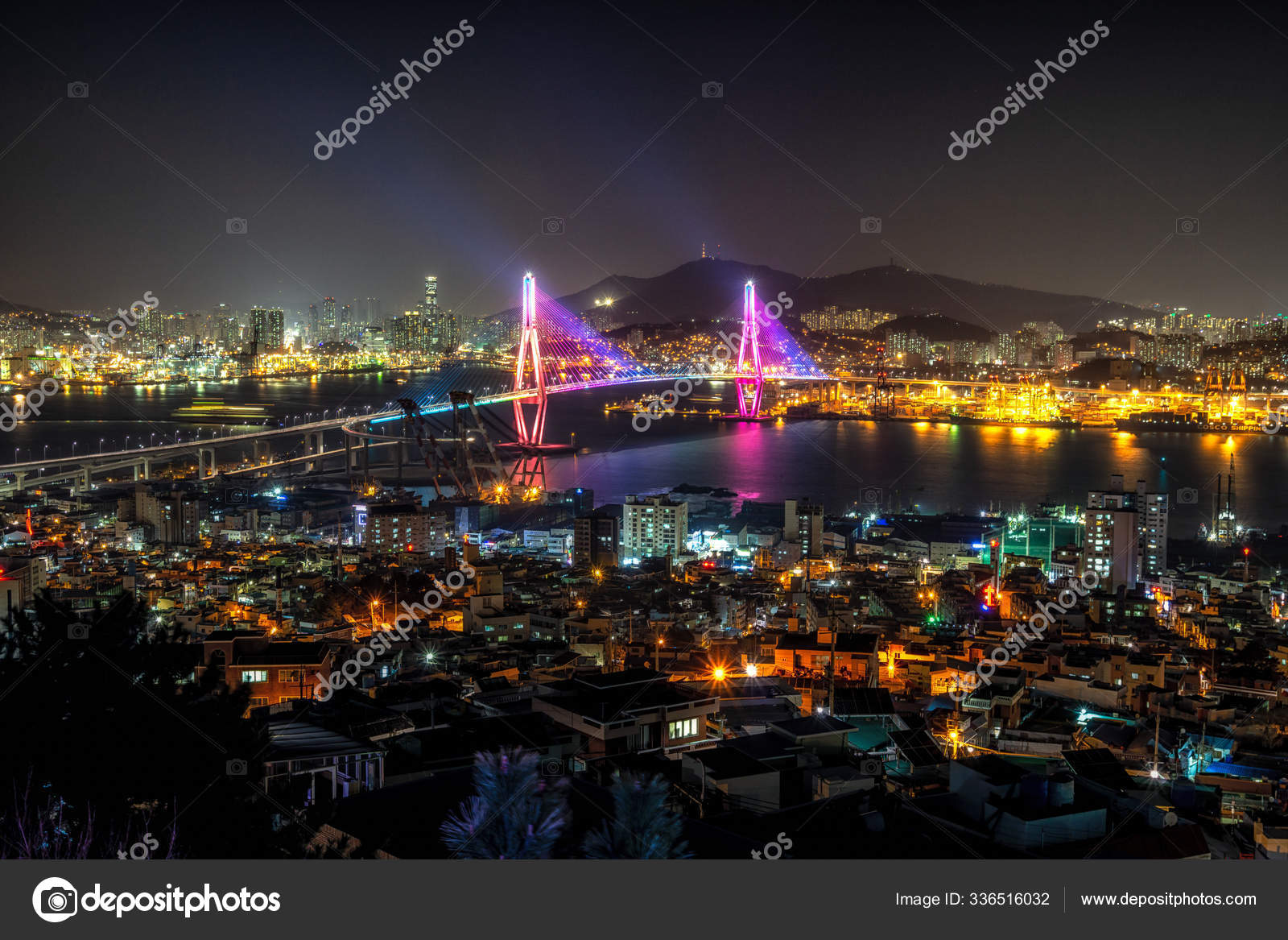Busan Harbor Bridge One Famous Bridges South Korea Connecting Yeongdo ...