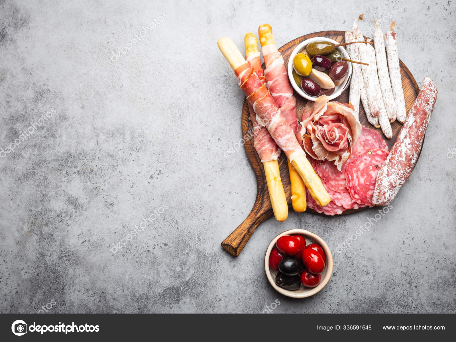 Variety Cold Meat Cuts Appetizers Prosciutto Jamon Salami Slices ...