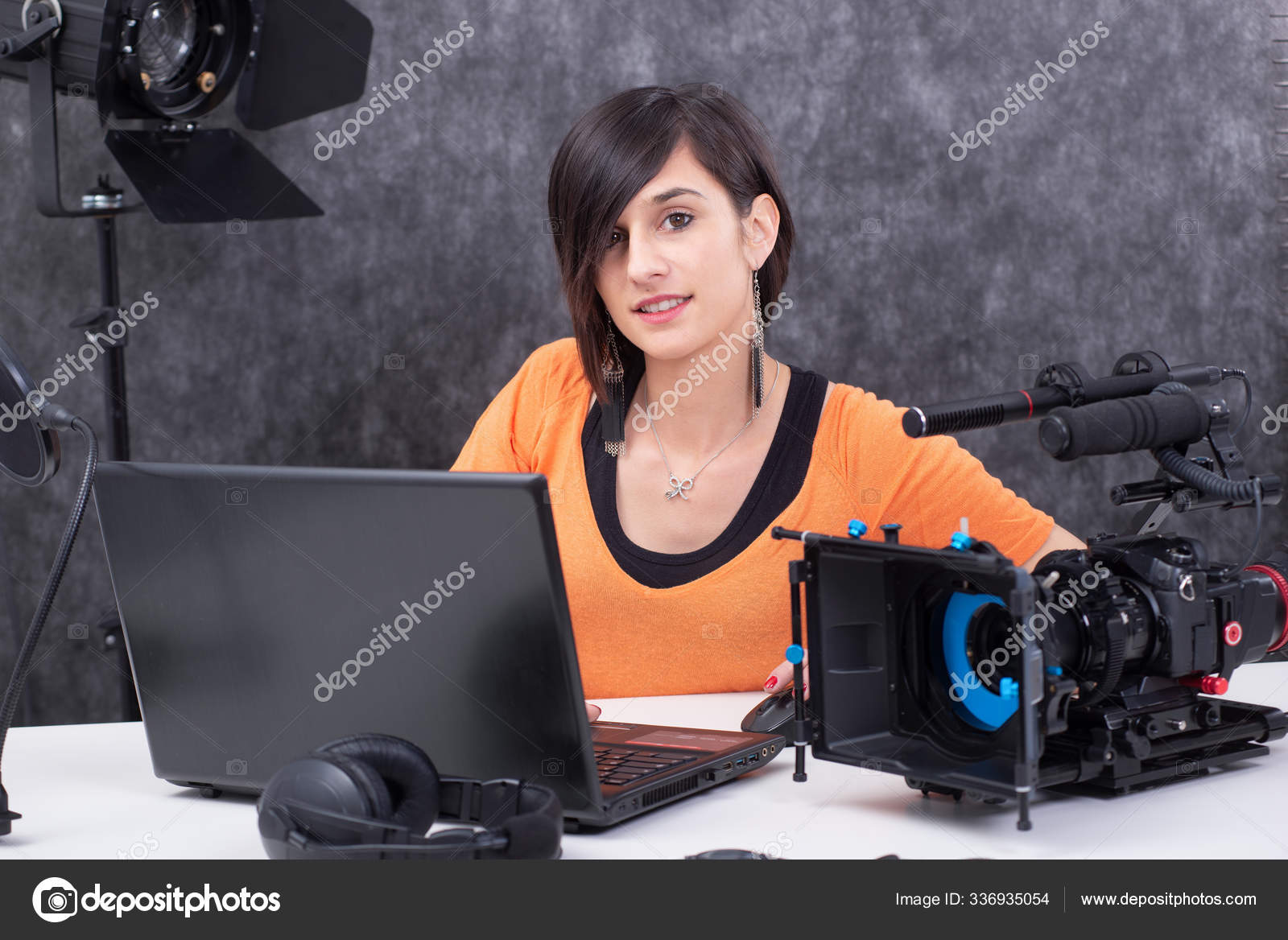 Young Woman Video Editor Working Studio — Stock Photo ... Young Woman Video Editor Working Studio — Stock Photo ...