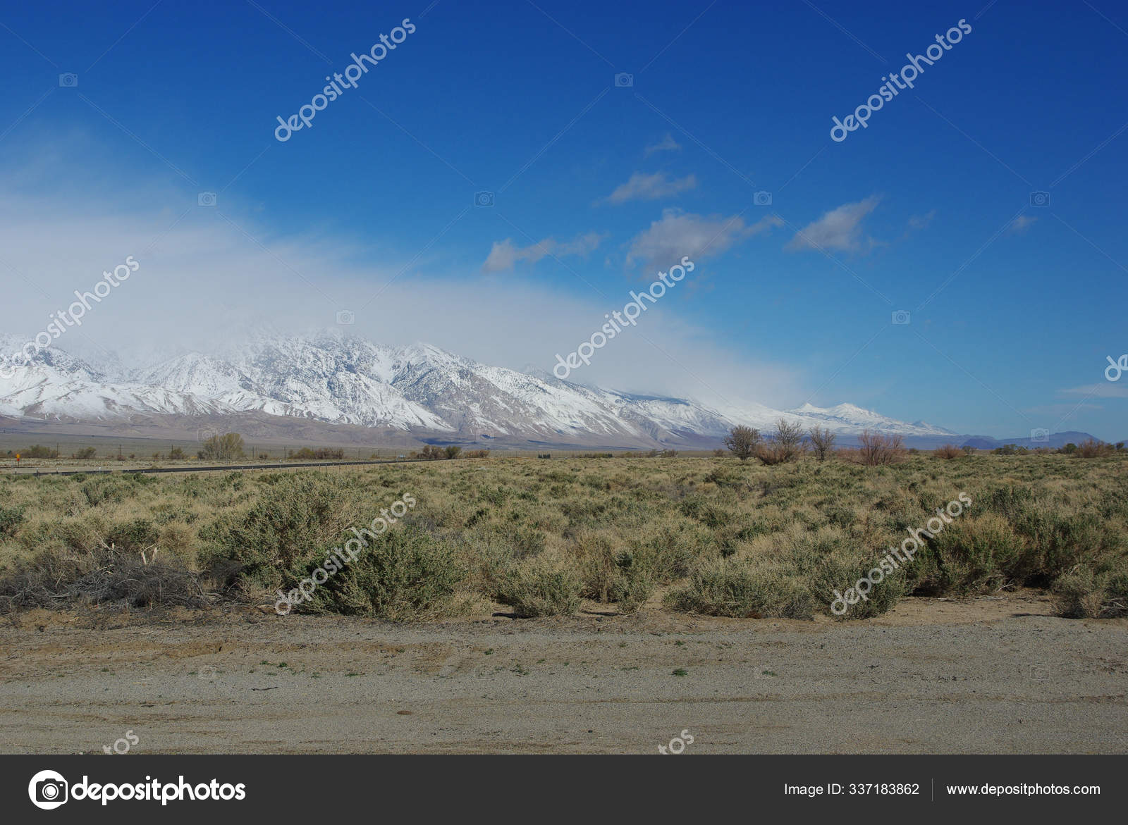 Mighty Sierra Nevada Range Highway 395 California — Stock Photo ...