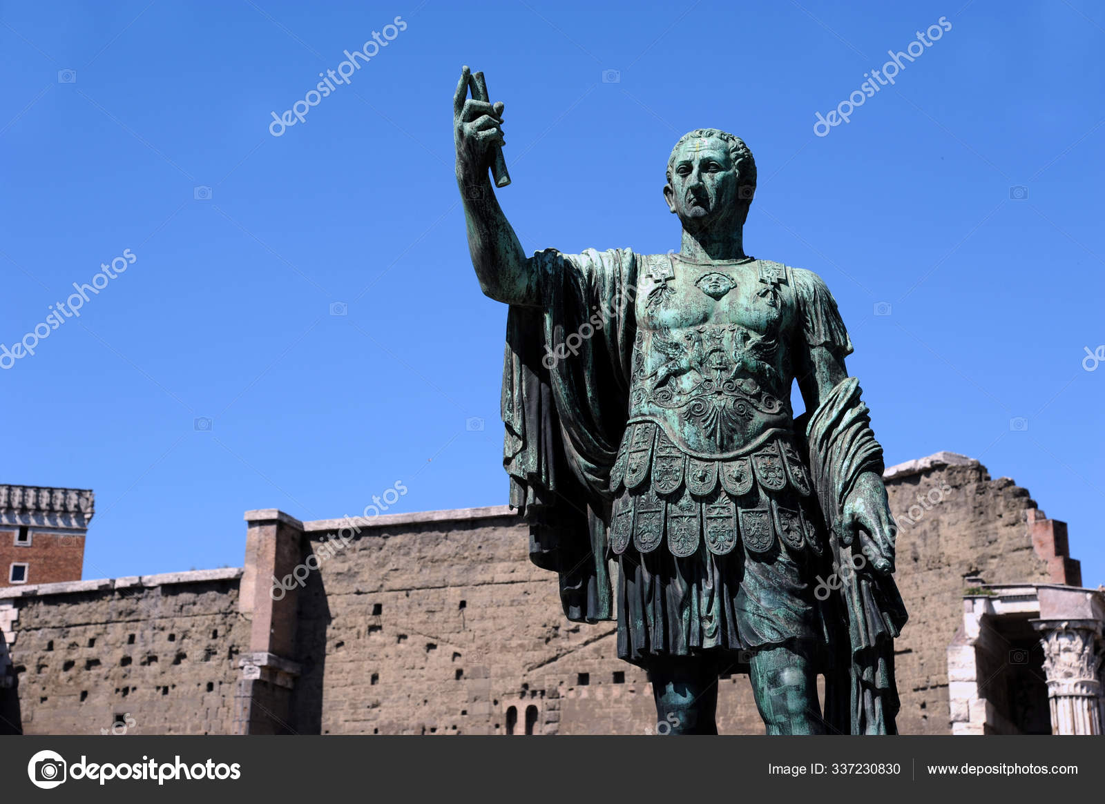 Nero Statue Colosseum