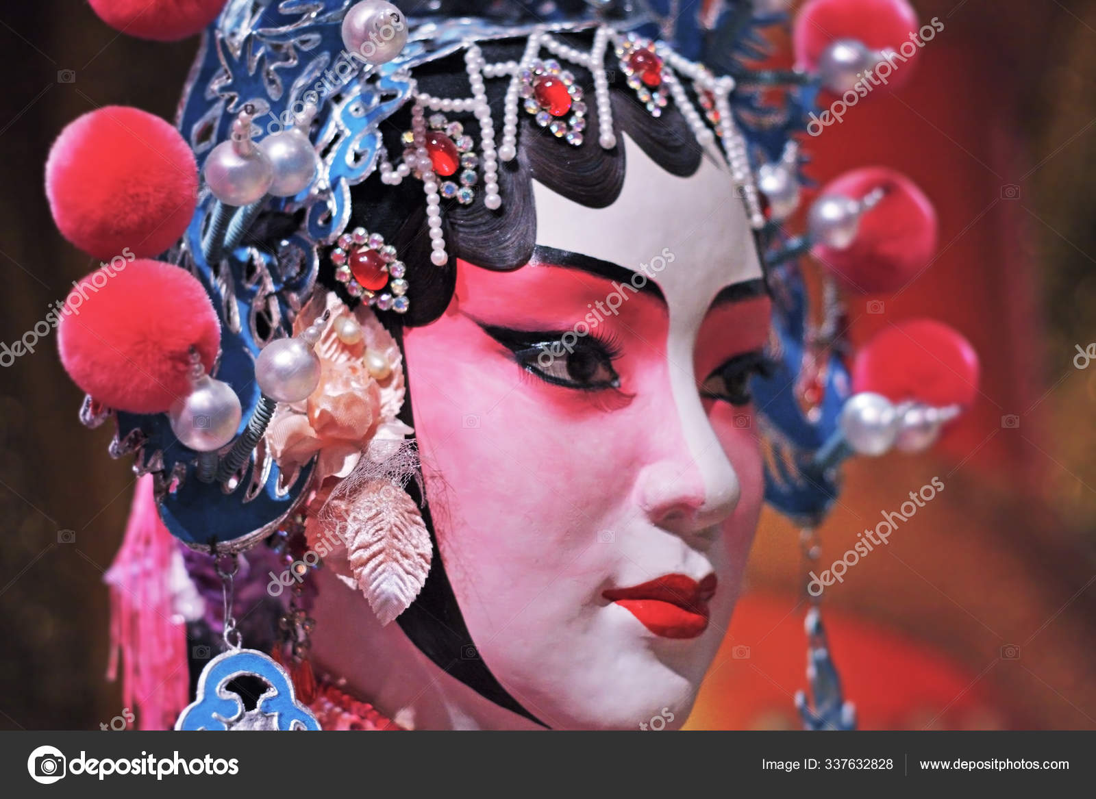 Chinese Opera Dummy Red Cloth Text Space Toy Real Man — Stock Photo ...