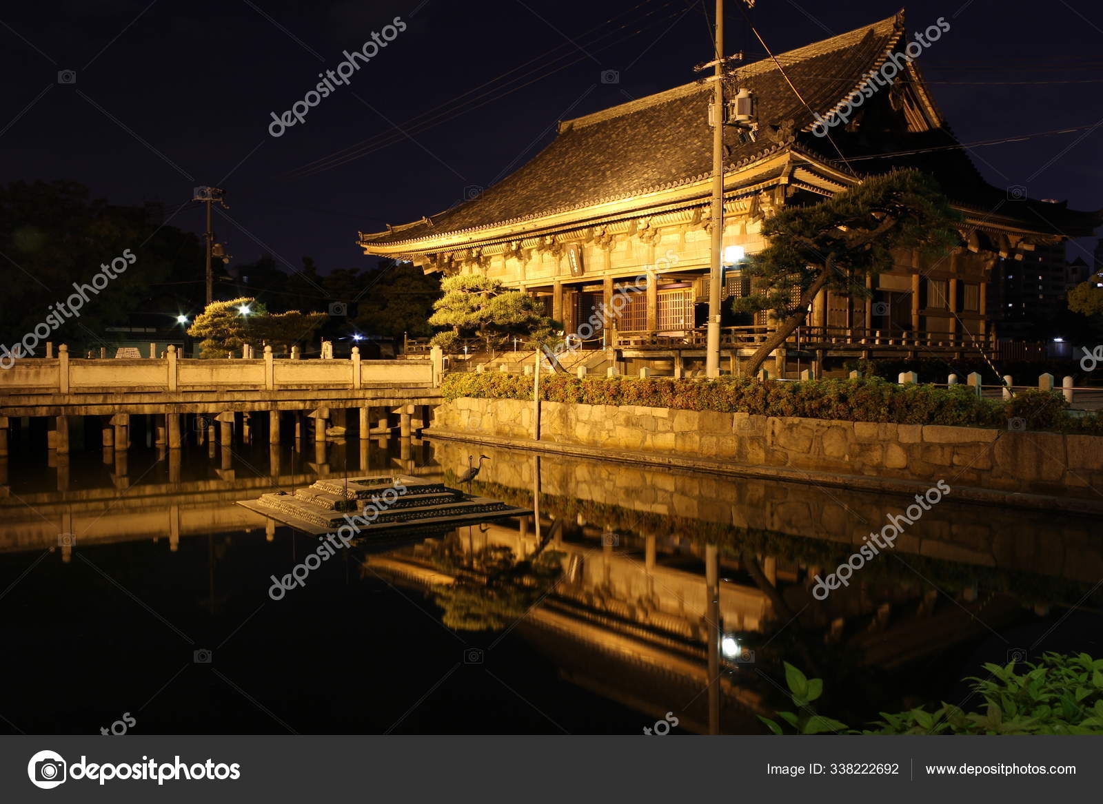 Nightshot Rokujidou Hall Reflections Shitennoji Temple Osaka Japan ...