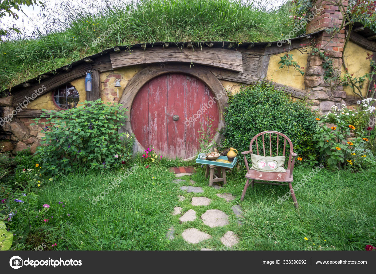 Hobbit Holes Hobbit Garden Hobbiton Movie Set New Zealand Taken — Stock ...