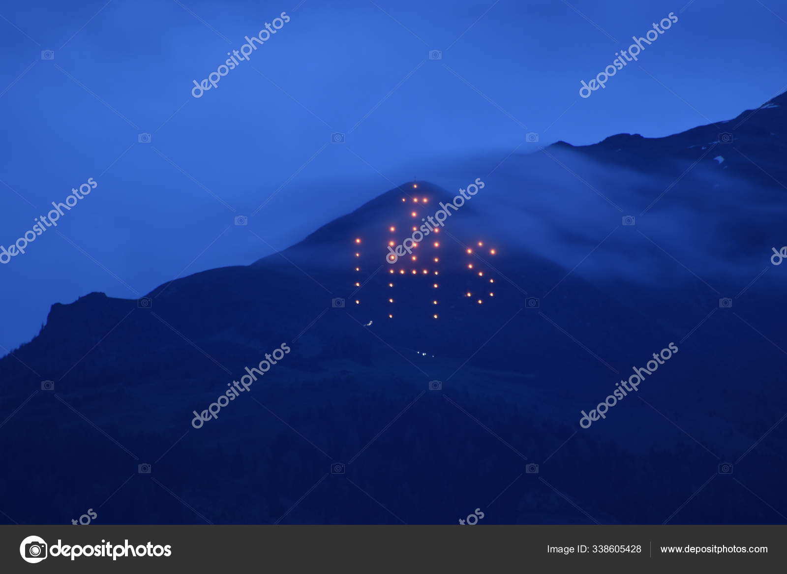 Lienz Zettersfeld Sacred Heart Fire Tyrol Customs Vows Sacred Heart ...