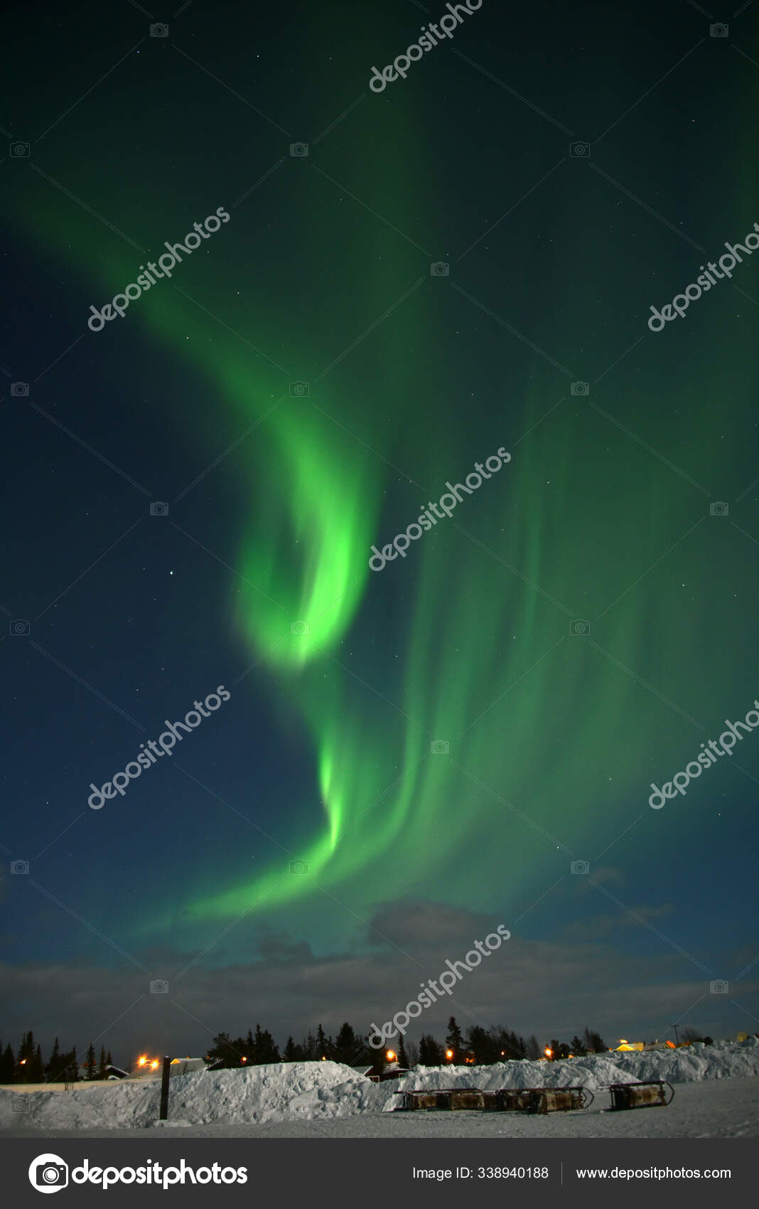 Luces Verdes Del Norte Cielo — Foto de stock © PantherMediaSeller ...